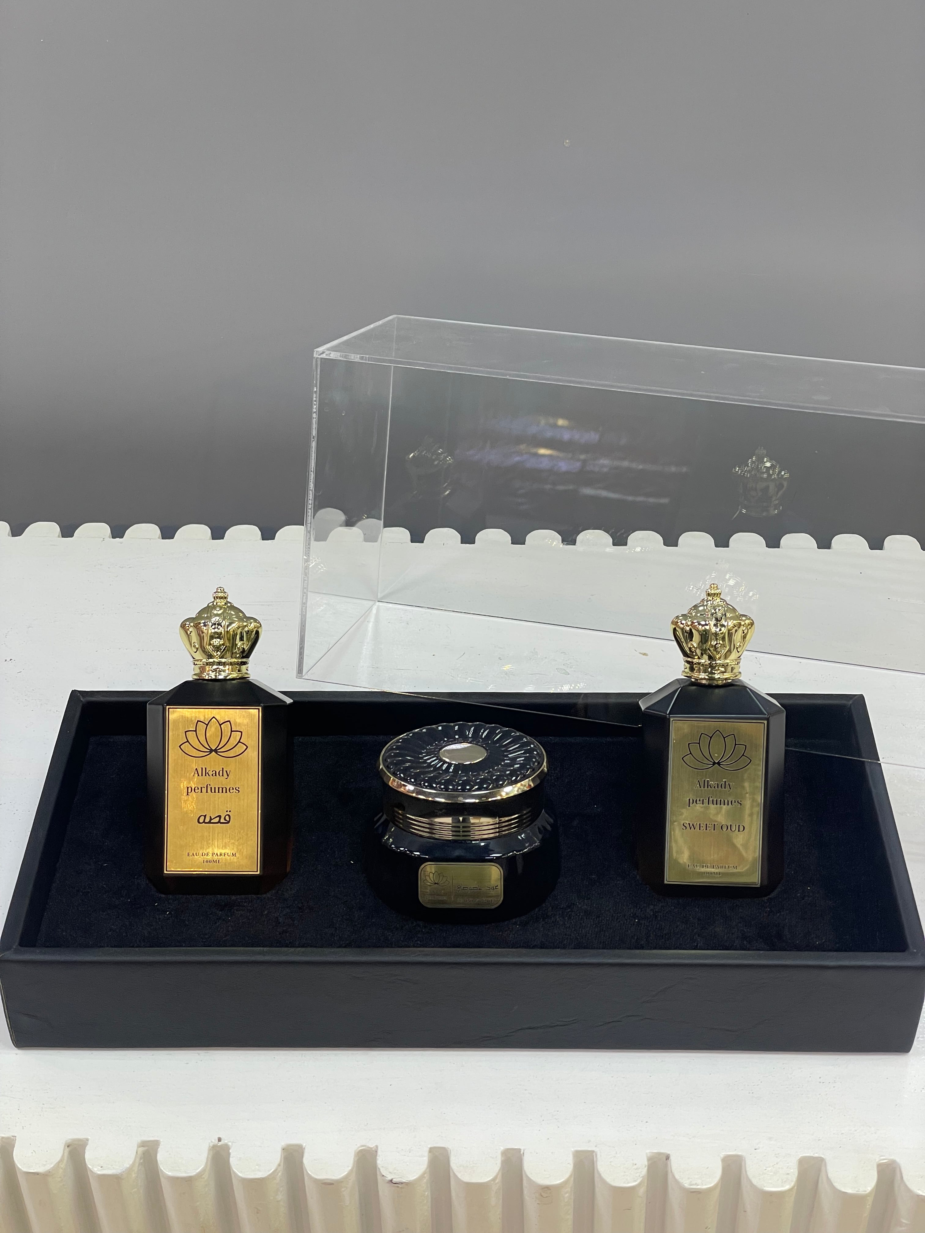 Qissa Perfume Collections in Luxury Acrylic Box – Al Kady Gifts